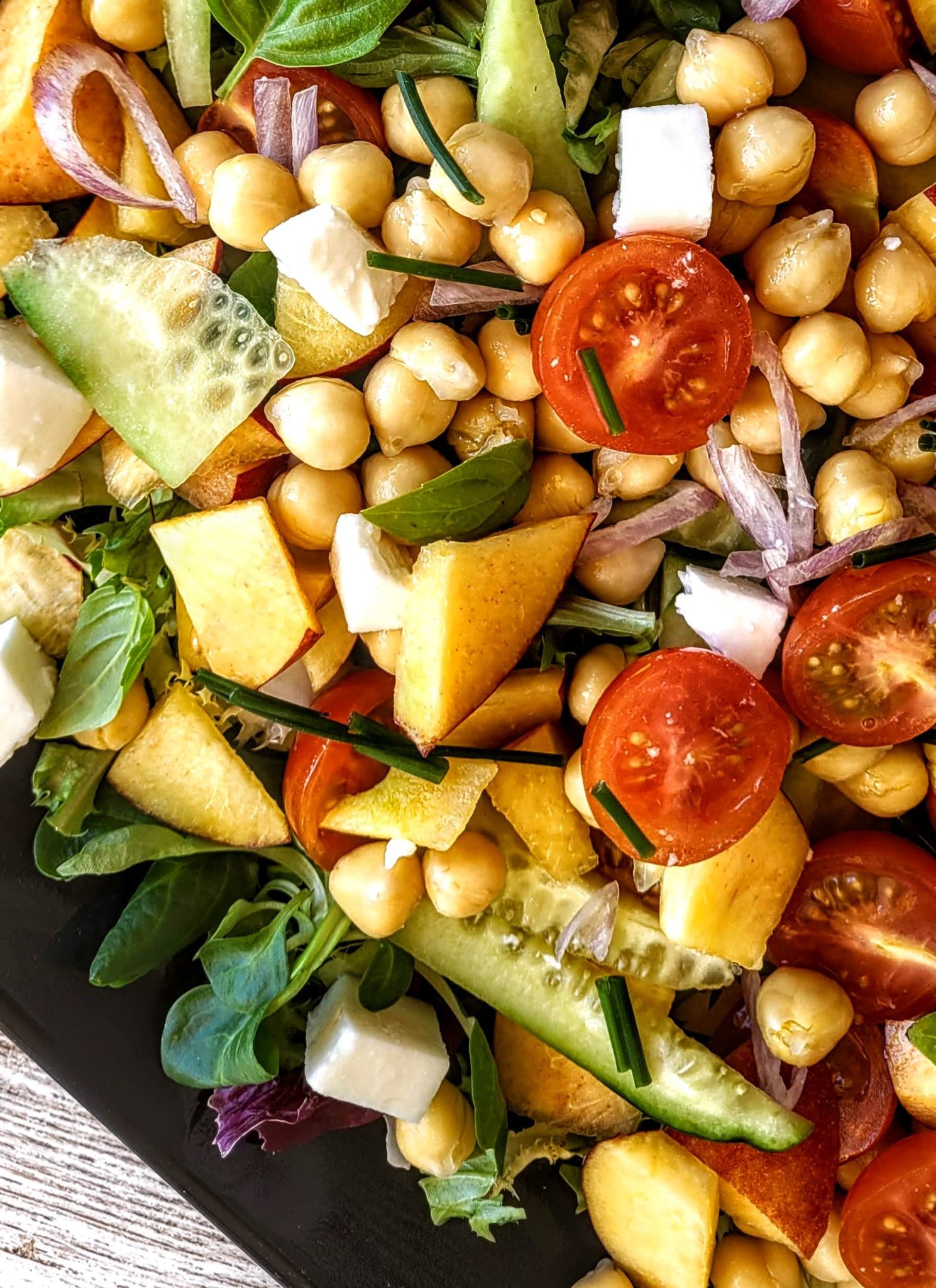 Ensalada con garbanzos y vegetales - Las Recetas de Tere