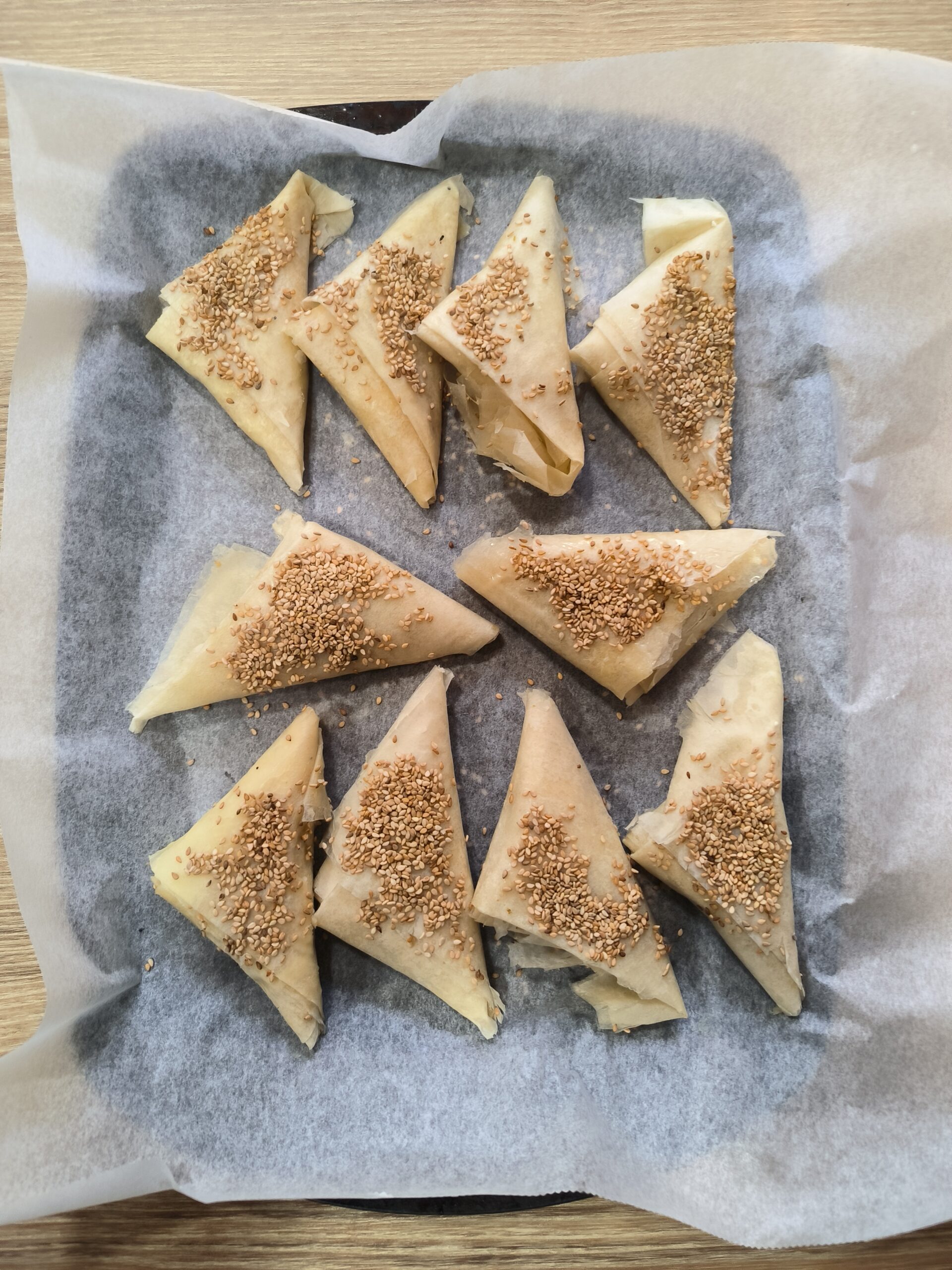 Samosas rellenas con carne y queso feta - Las Recetas de Tere