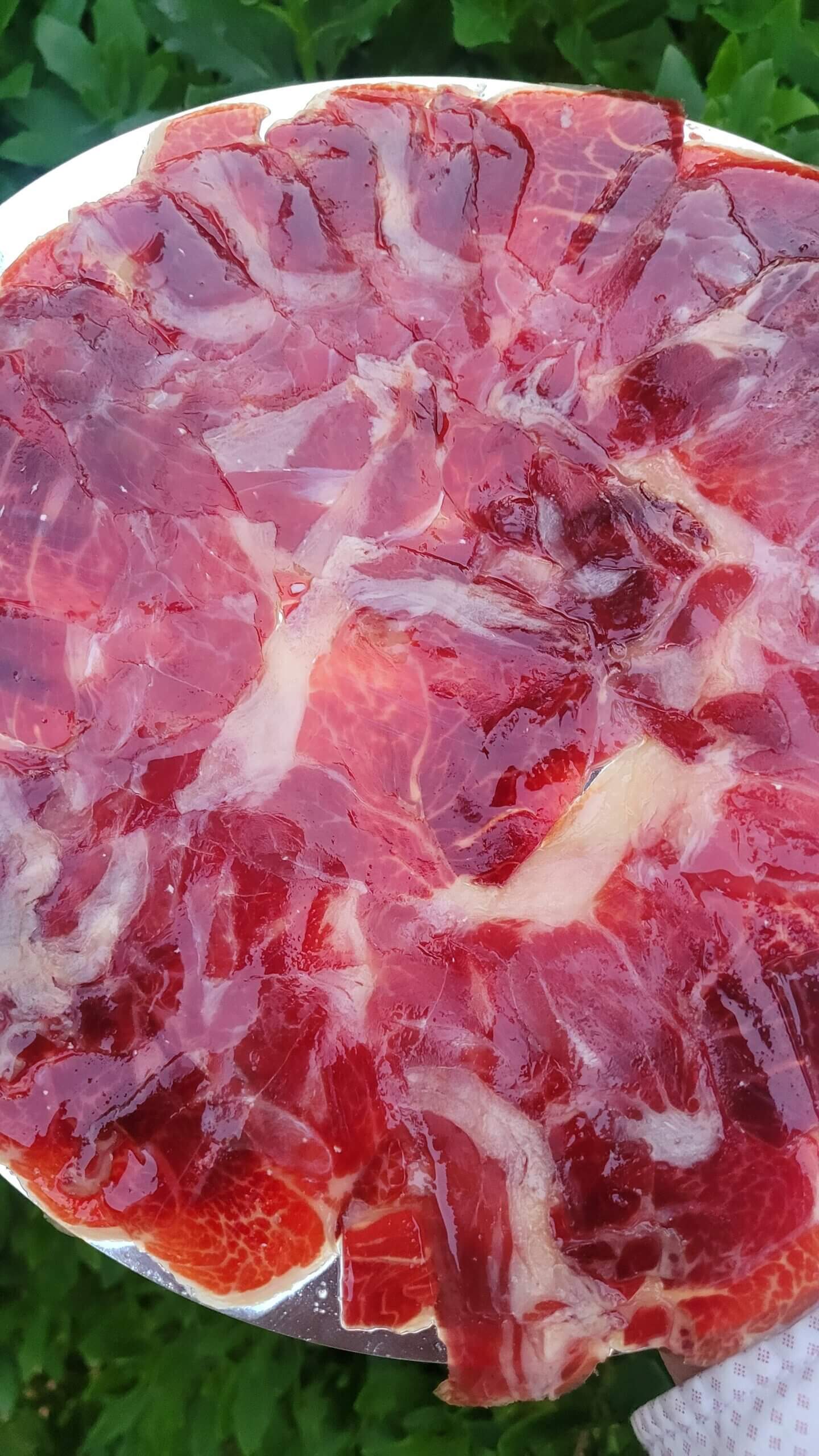 Lomo de atún con cebolla caramelizada y jamón curado del bueno - Las ...